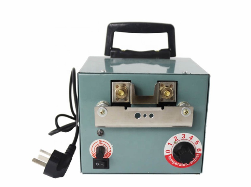 Cages and Equipments